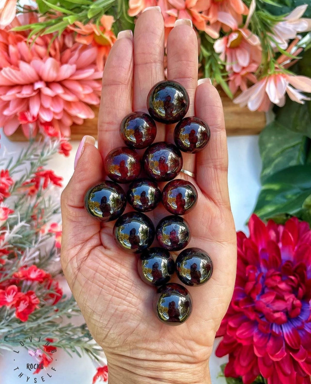 Garnet Meaning and Healing Properties – lovingthyselfrocks